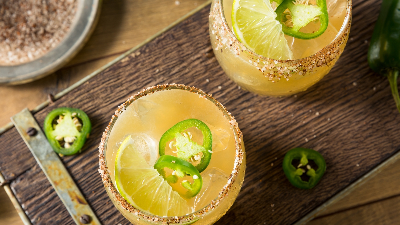 12 Most Trending Cocktails of 2025 to Sip and Share - Hapipod